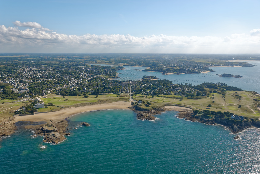 Visiter Saint-Briac-sur-Mer, joyau de la côte d'Emeraude
